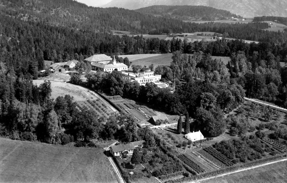 Ulefos drivhus - Norges eldste. - Telemark fylkeskommune